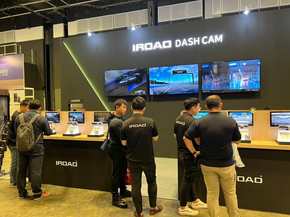 iRoad Dash Cam at IT Show 2024 - Essential Werkz